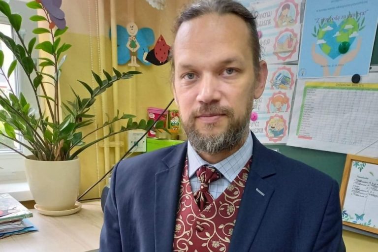 Łukasz Radecki: Po tych ośmiu latach trzeba będzie zacząć pracę od ...